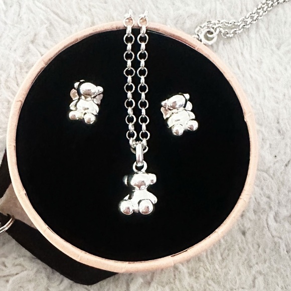 Tous | Jewelry | Tous Silver Sparkling Animal Pendant Necklace And ...